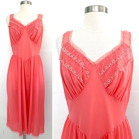 Vintage | Intimates & Sleepwear | Vintage 5s Peachy Pink Lace Slip ...